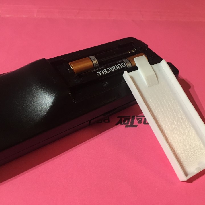 3D Printable Battery Cover for Sharp Aquos TV remote by Alain Chiasson