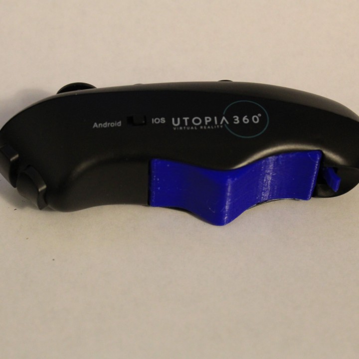 3D Printable Utopia 360 Remote Battery Cover by Danny