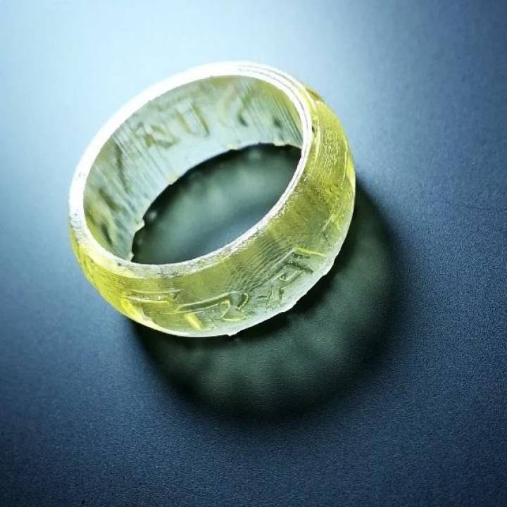 3D Printable StarCraft Ring by Zeke Asakura