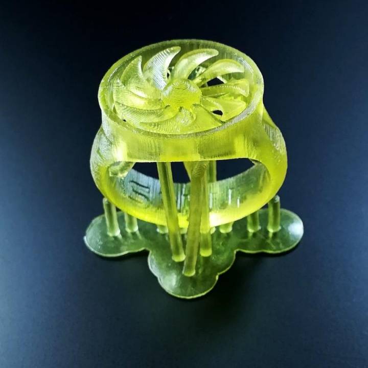 3D Printable Ring Jet Engine by Zeke Asakura