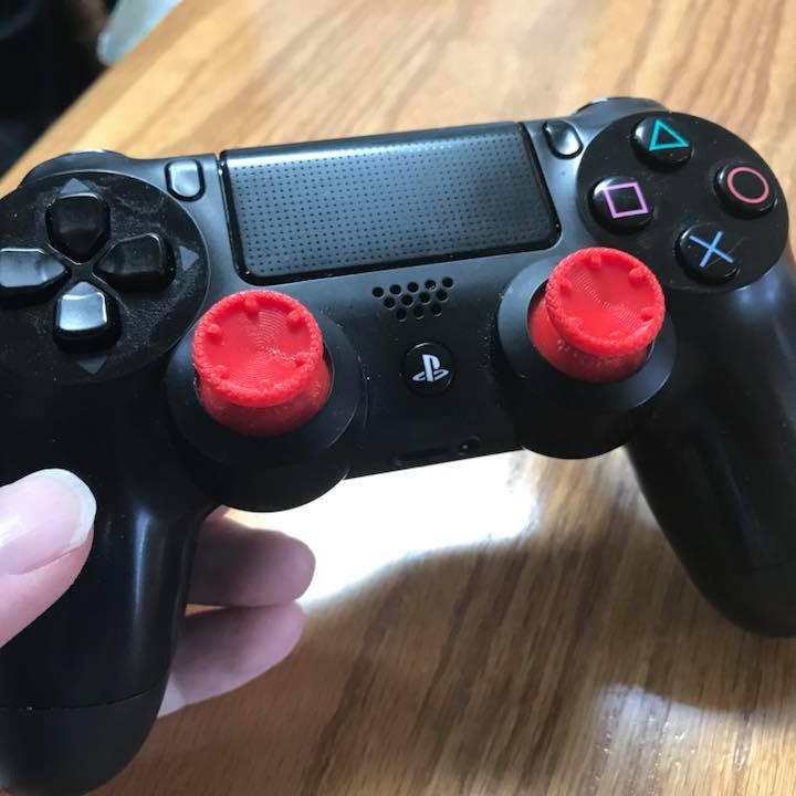 3D Printable Ps4 Controller Thumbstick by Dan Murphy