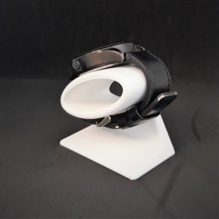 3D Printable Watch display stand by Corentin Paquet