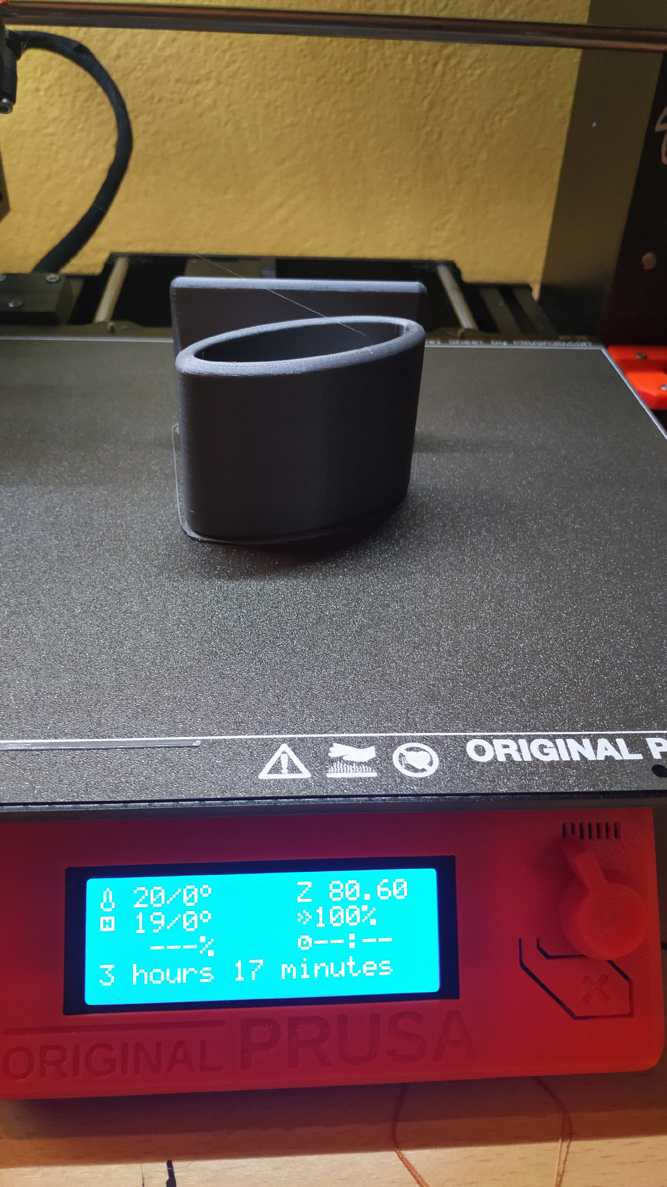 3D Printable Watch display stand by Corentin Paquet