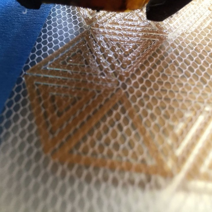 3D Printable Triangles (on Fabric) by 3DPrintNovesia