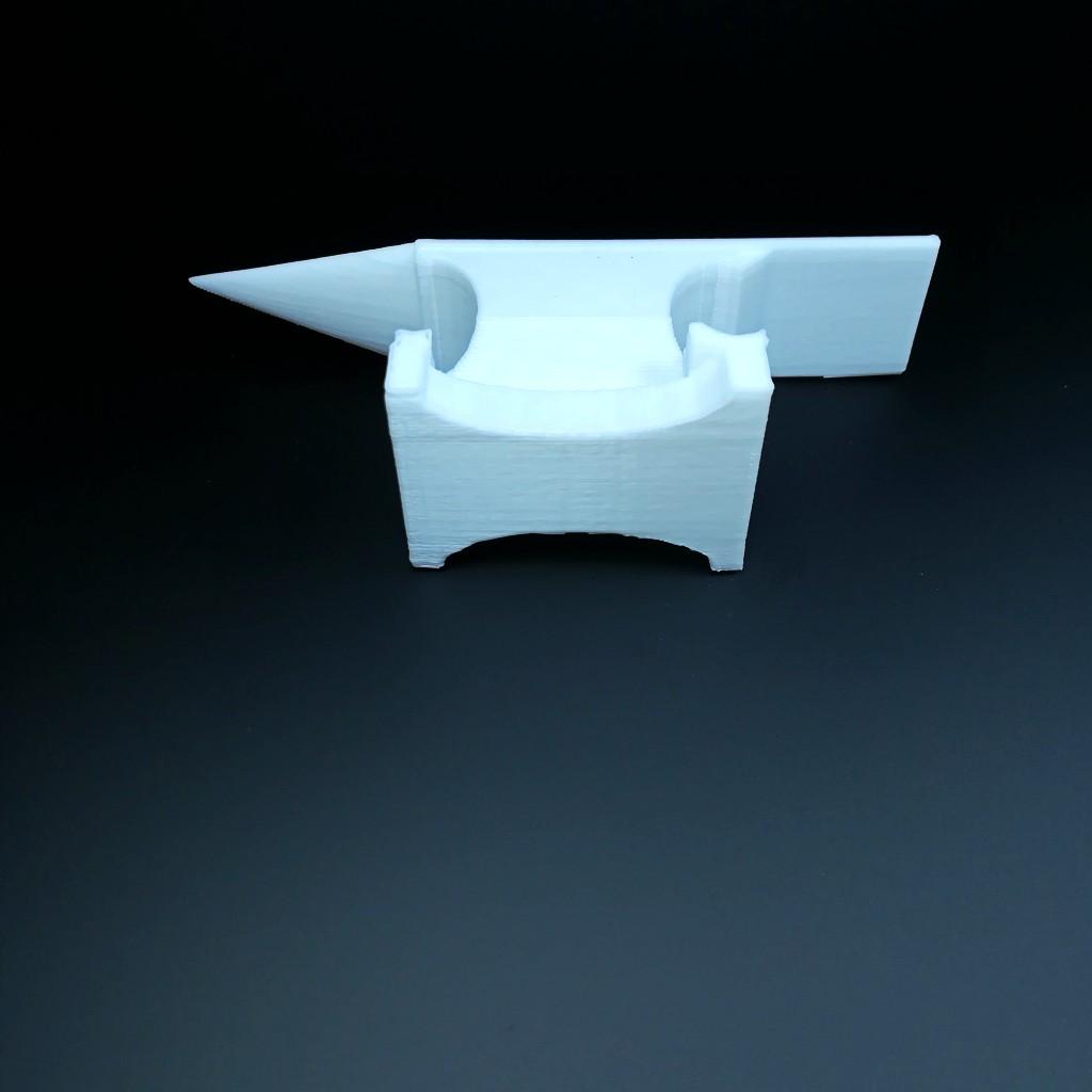 3D Printable Anvil by Aidan Bennett