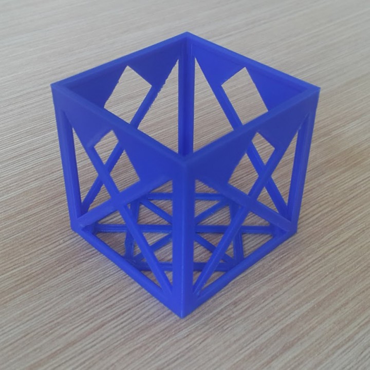 3D Printable Calibration Cube 5x5x5cm by Pawel Szczeszek