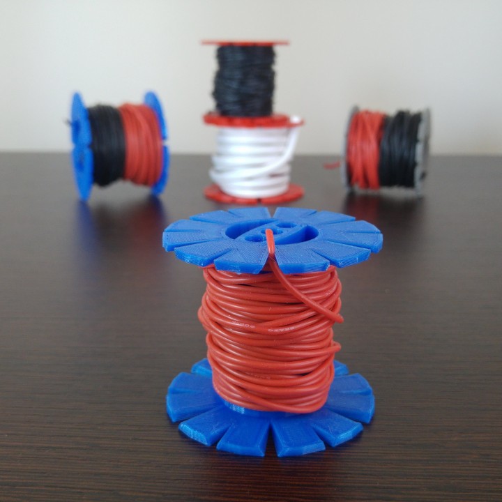 3D Printable Pineapple wire reel by makit