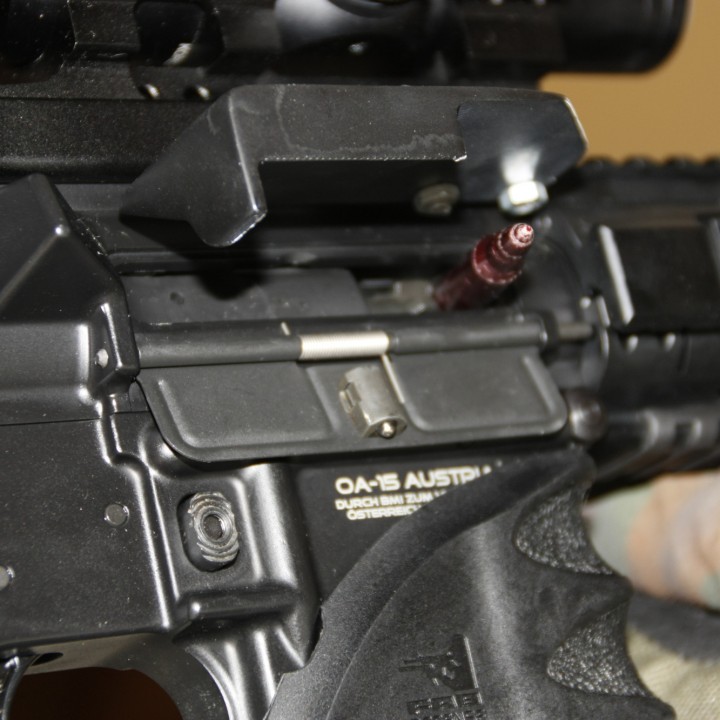 3D Printable AR-15 case-deflector by Stefan Adelmann