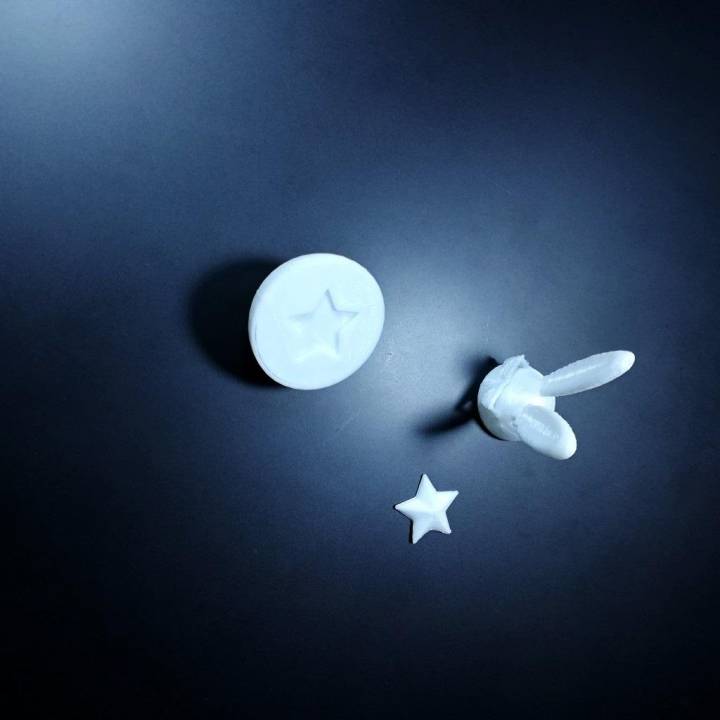 3D Printable Egg Comp by Ariel Brambila Pelayo