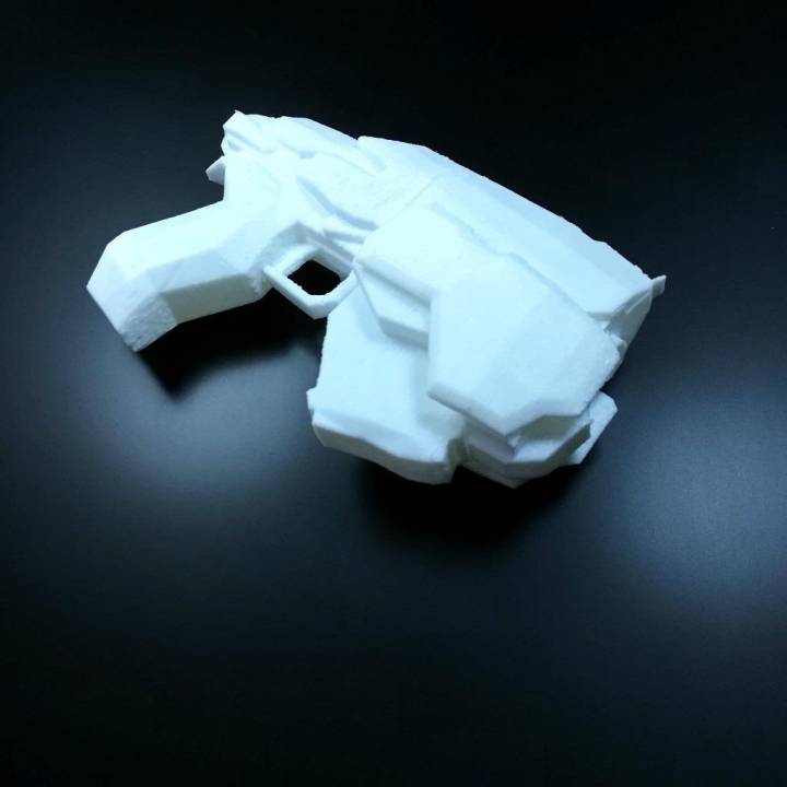 3D Printable Gears of War 3 snub pistol by cnPv Official