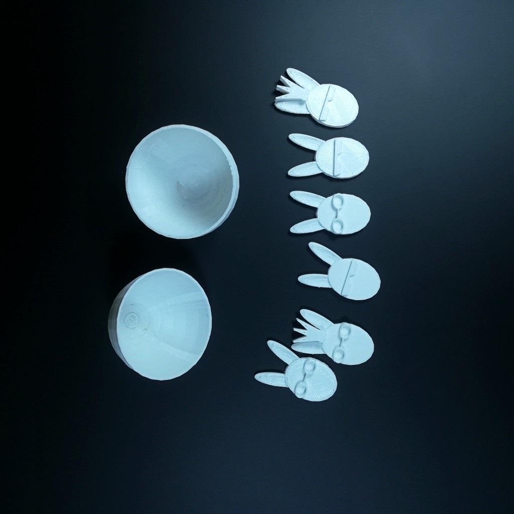 3D Printable Easter Checkers, #TinkercadEaster by Kassie Ziegler