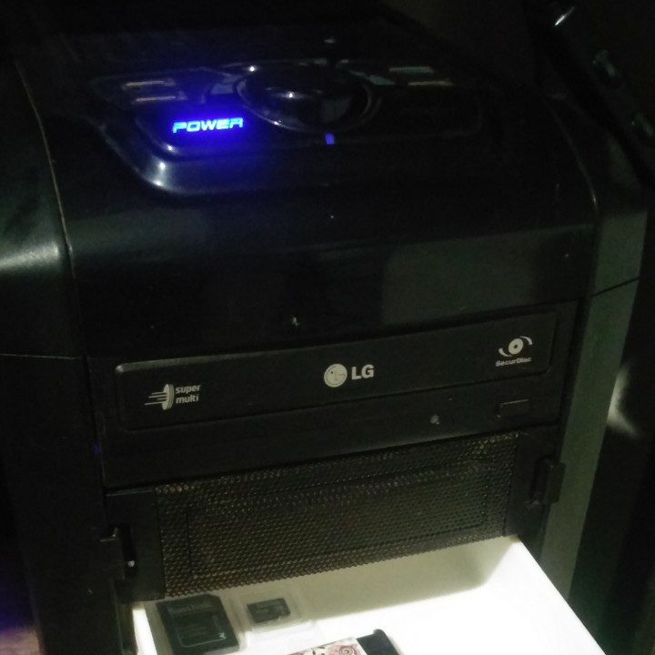 3D Printable Desktop PC Draw by Cavin Rauch