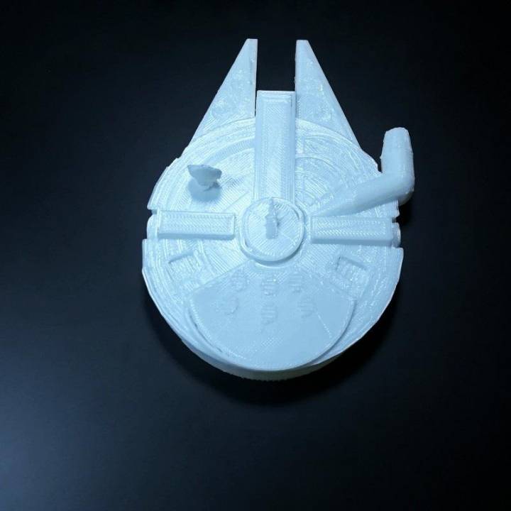 3D Printable Millennium Falcon by T K