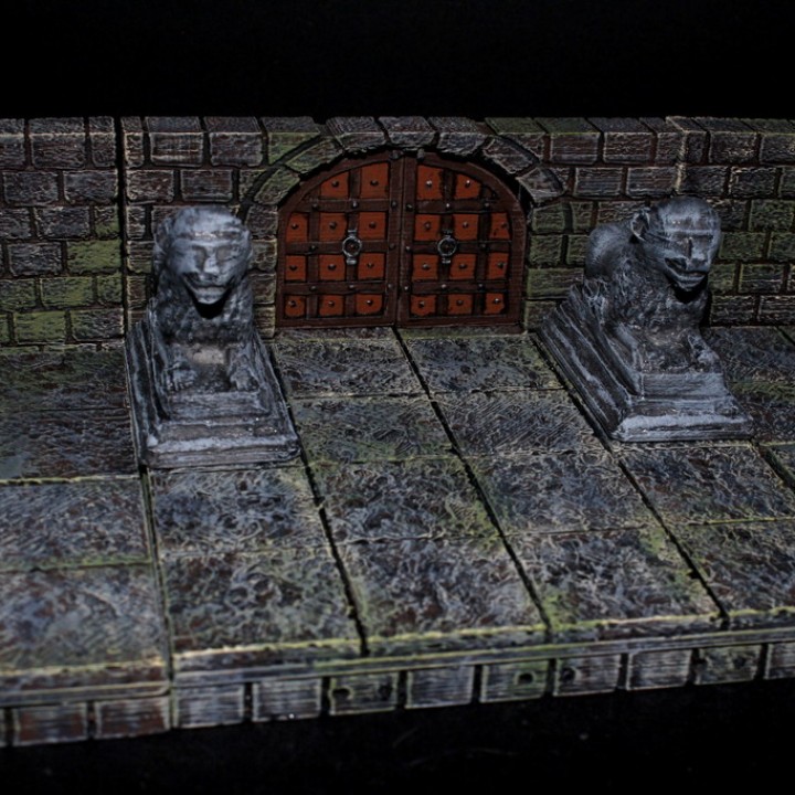 3D Printable OpenForge 2.0 Lion Statues by Devon Jones