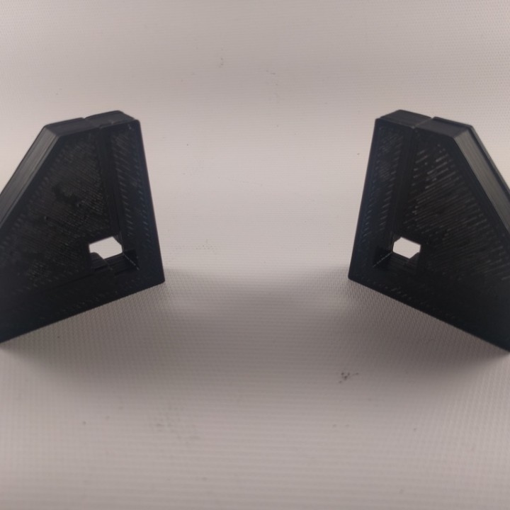3D Printable OpenForge Tools: Magnetic Clamps by Devon Jones