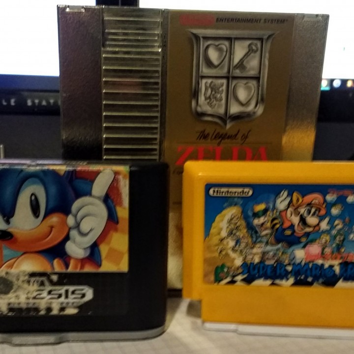 3D Printable Retro Game Display Stand/Pin Protectors by Christopher Kettle