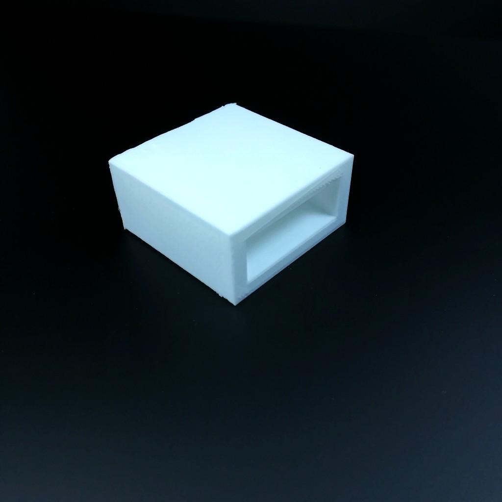 3D Printable USB cap by Jake Franklin