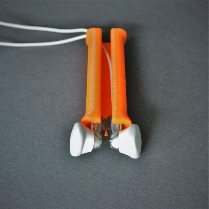 3D Printable Earphone storage by Corentin Paquet