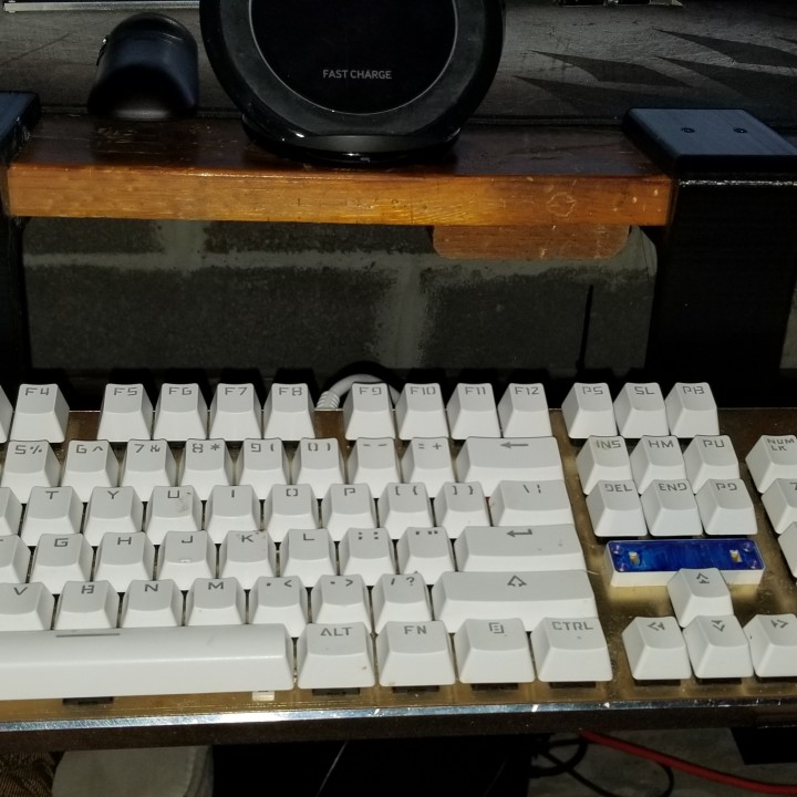 3D Printable PC Keyboard Mount by Paden Gentry