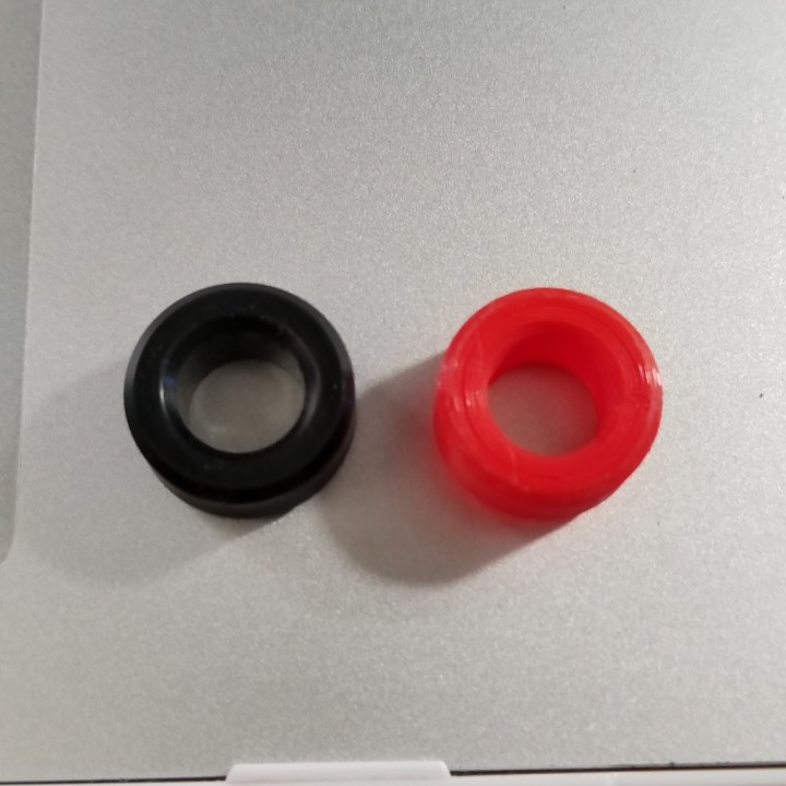 3D Printable 810 Wide Bore Drip Tip by Ricky Griffin