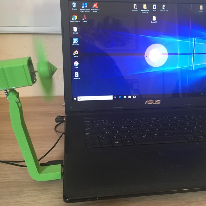 3D Printable Air fan USB by Michaut Antoine