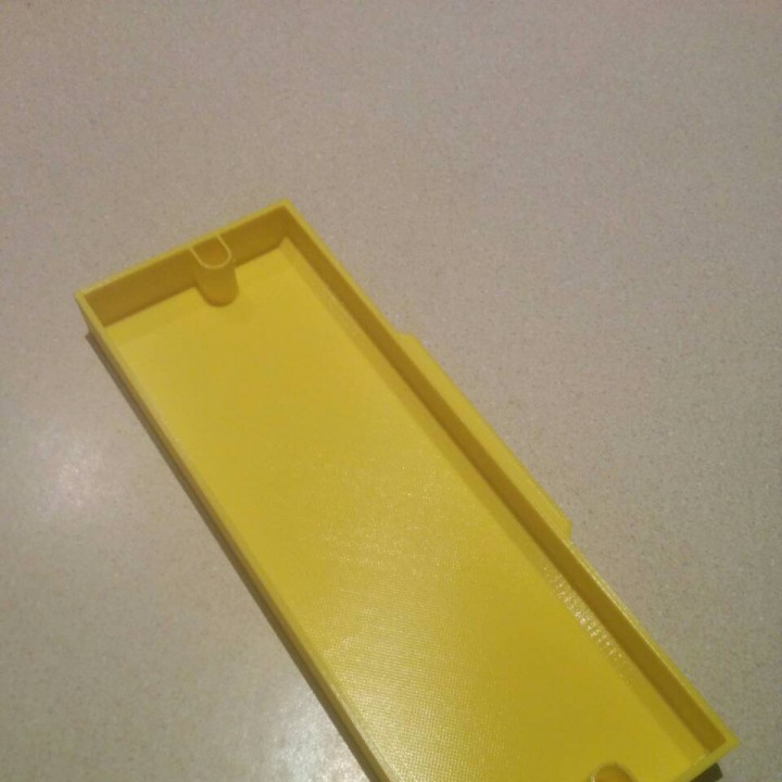 3D Printable Dell Latitude E-Docking Spacer by Josef Barnes