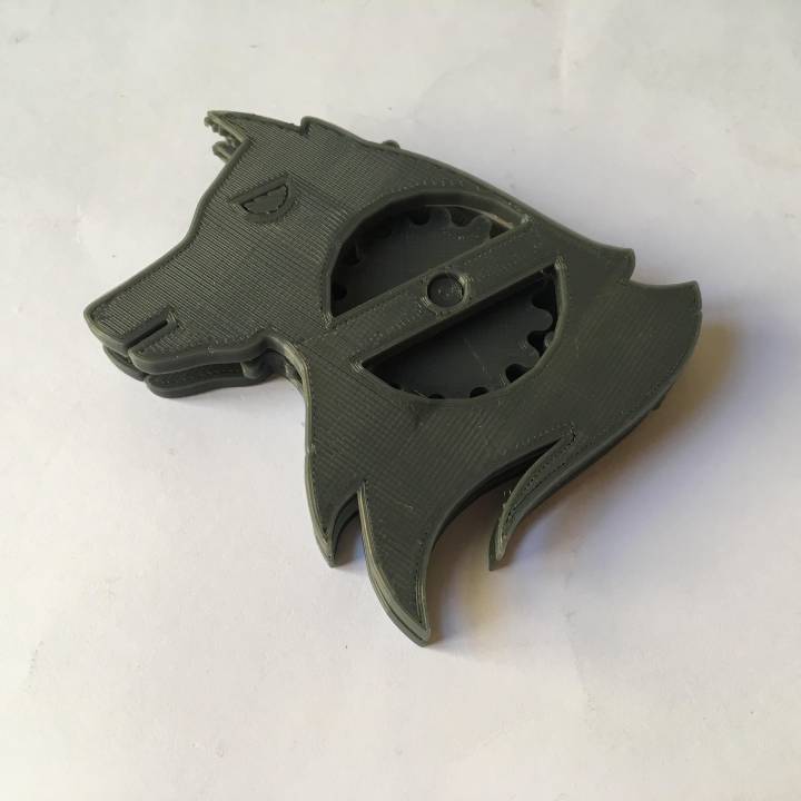 3D Printable Wolf-Gear KeyChain by Ryan A