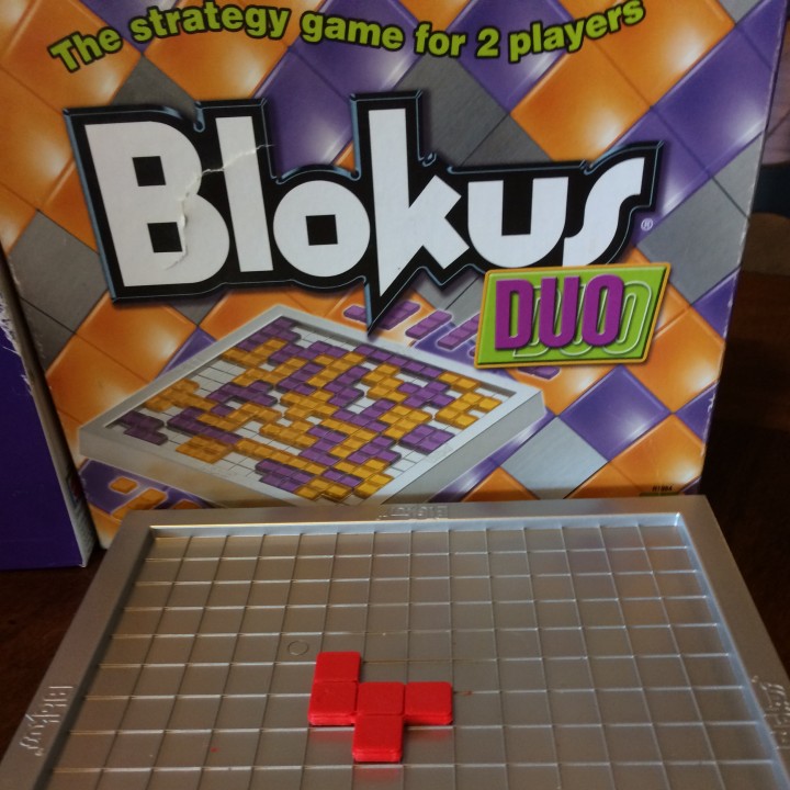 3D Printable Blockus Duo Small T +1 by Gavin E