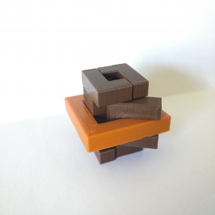 3D Printable Rectangular box In a square by Mads Appel Brink