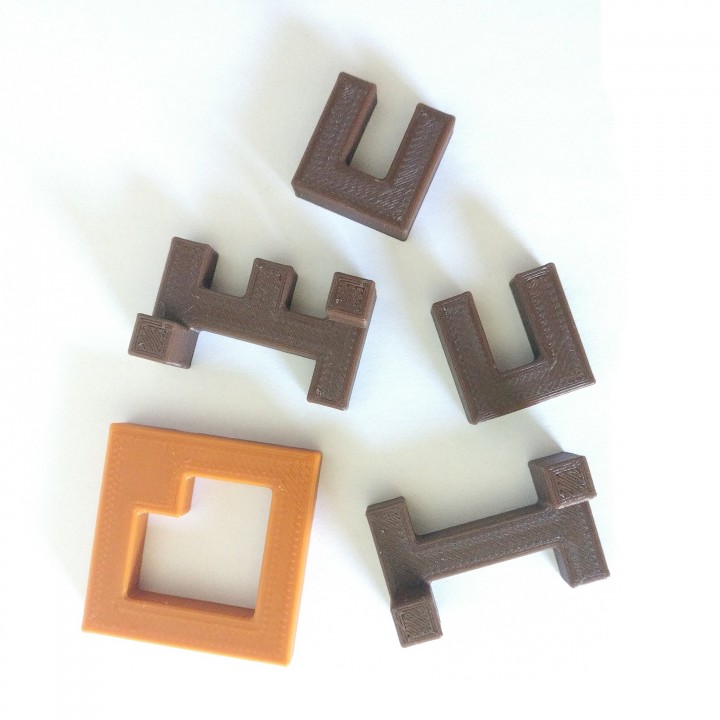 3D Printable Rectangular box In a square by Mads Appel Brink