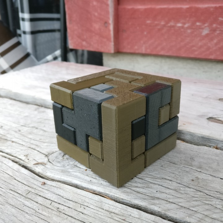 3D Printable Extremely difficult 5x5x4 puzzle cube by MVH