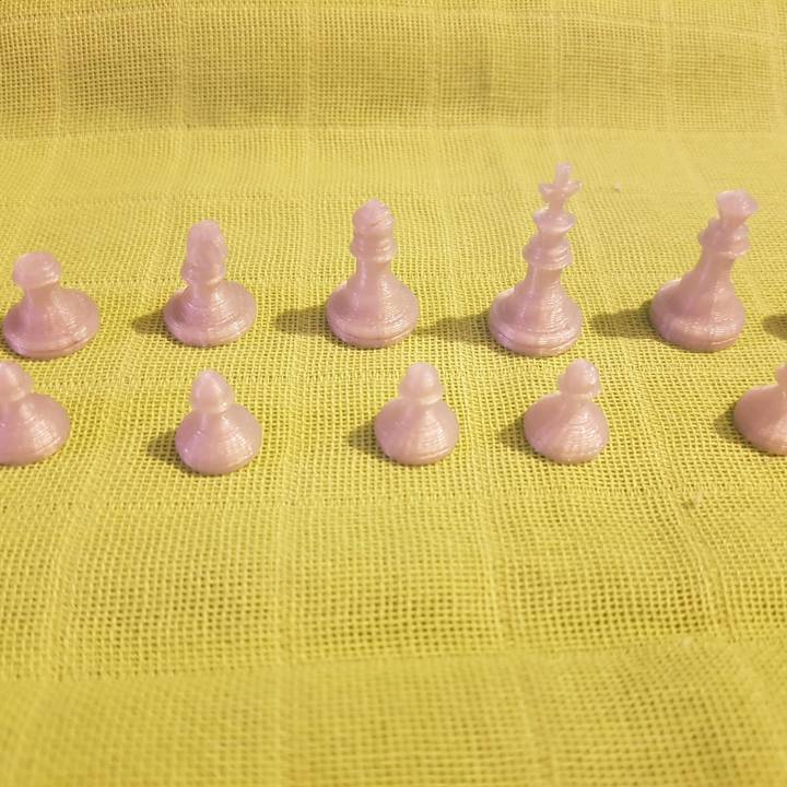 3D Printable Extra pieces for chess by Marcello Alioto