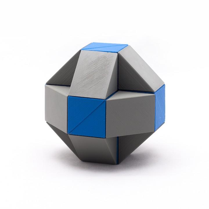 3D Printable Snake Puzzle by Michal Fanta