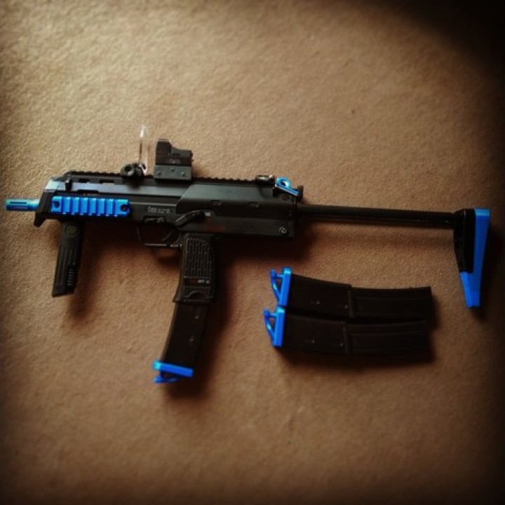 3D Printable Airsoft MP7 enlarged stock by KE
