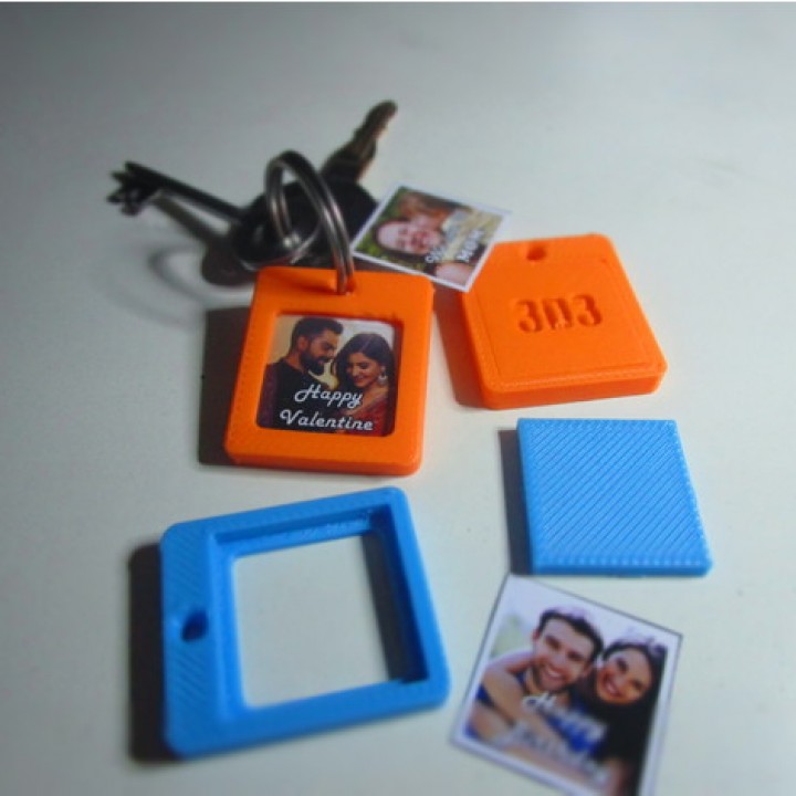 3D Printable Photo frame Key chain by aakaarlab