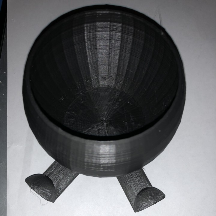 3D Printable Flower Pot by Ethan Best