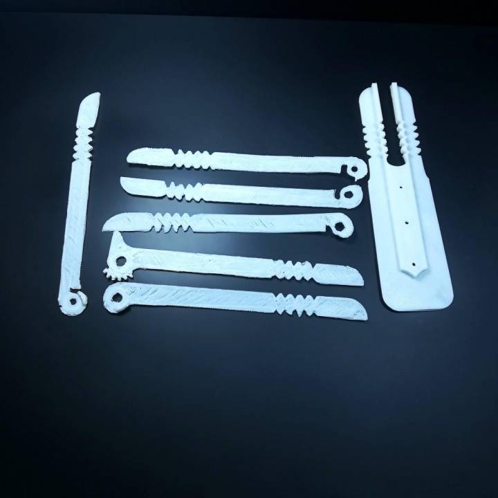 3D Printable Enfys Nest Folding Arm Shield by Rocket Props