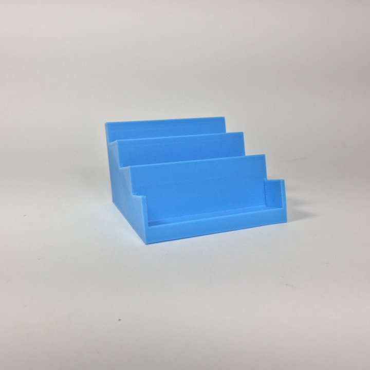 3D Printable Quirkle Piece Holder and Hider by Levi Giesbrecht