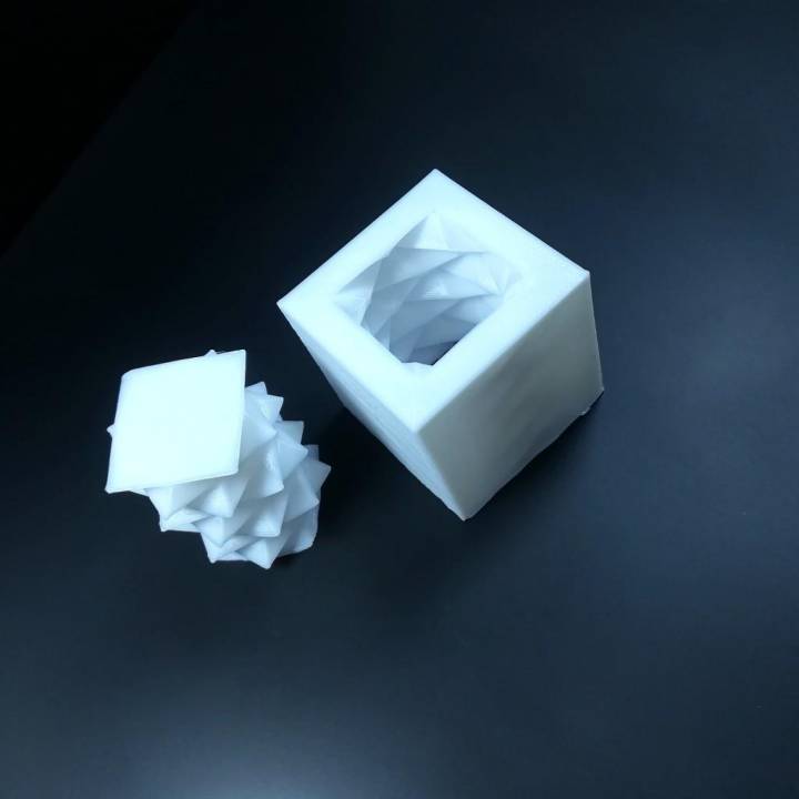 3D Printable Square Bi-Directional Screw by Derek Bosch