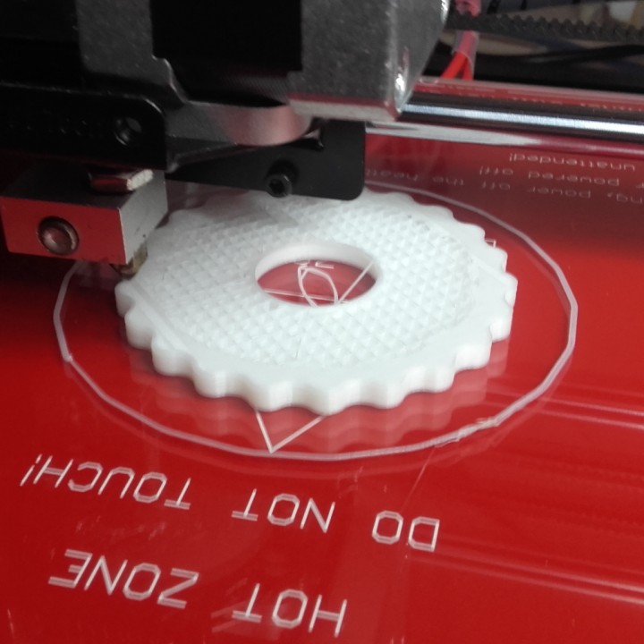 3D Printable Universal filament spool holder. by Bruno Haver