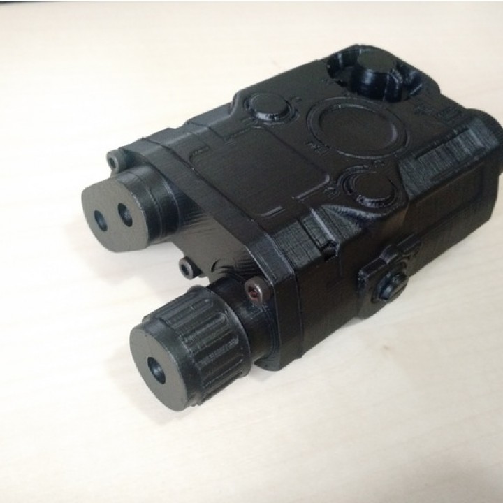 3D Printable PEQ Box for airsoft by Paulo Drugos