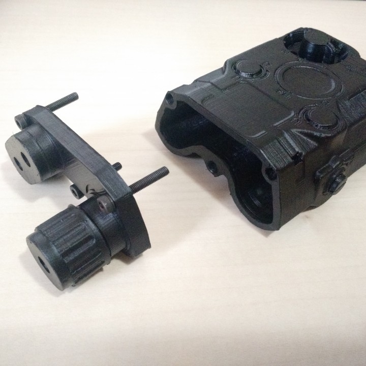 3D Printable PEQ Box for airsoft by Paulo Drugos