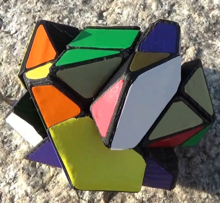 3D Printable Hexagonal Prism (Twisty Puzzle) by Jonathan Burn