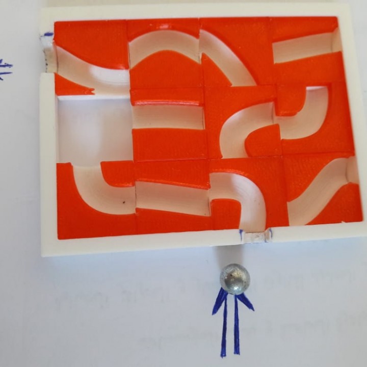 3D Printable sliding ball puzzle by taher mohamed