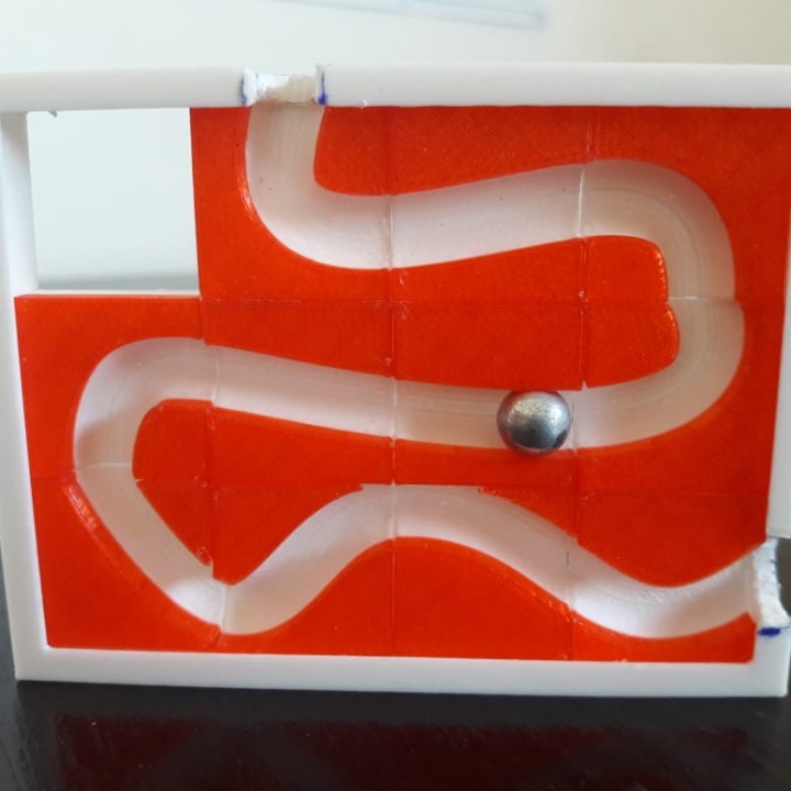 3D Printable sliding ball puzzle by taher mohamed