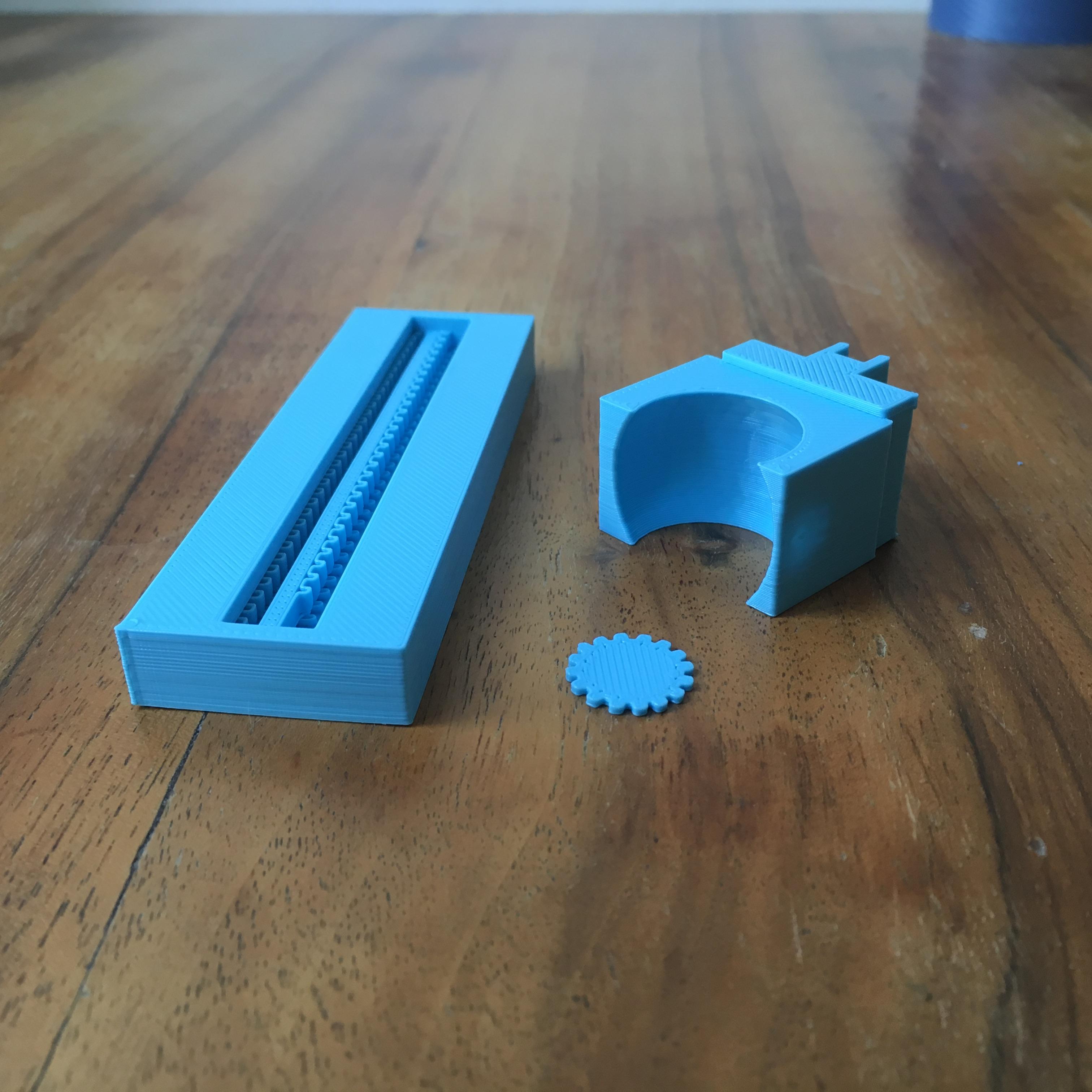 3D Printable Tennis ball Launcher by Matthew