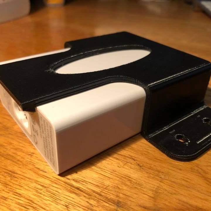 3D Printable 6 Port USB charging hub under desk bracket by David Mullins