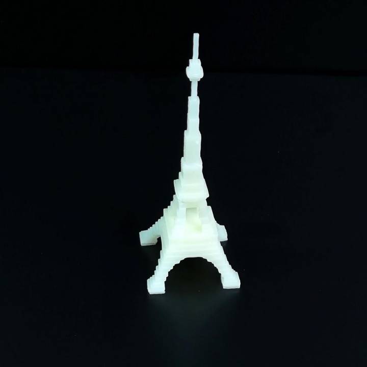3D Printable Eiffel tower by Please delete this acc