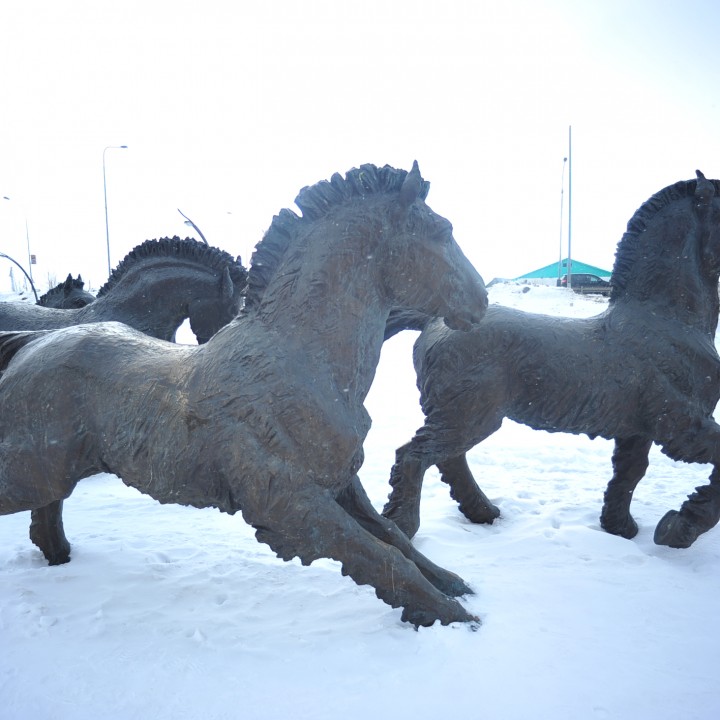 3D Printable Horses by Scan The World