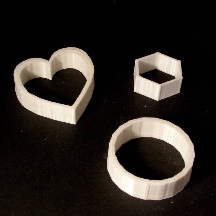 3D Printable Cookie cutter(s) by Buzzy Bee